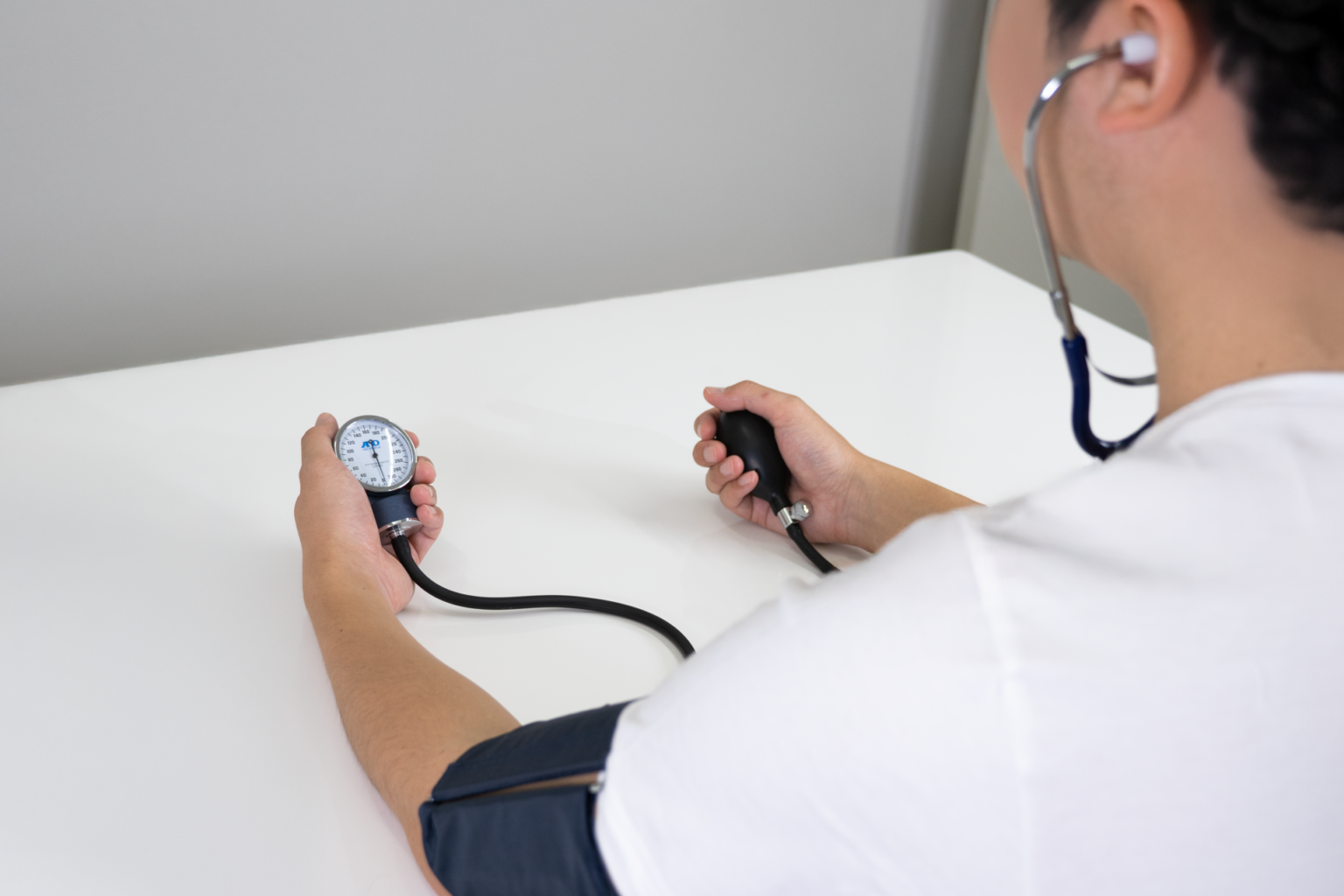 UA-100 Professional Sphygmomanometer – A&D Instruments UK Medical